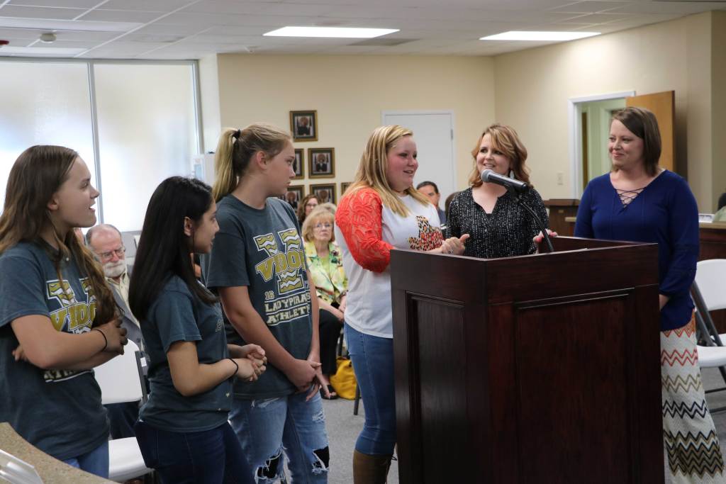 Vidor Junior High School track team setting records - Orange Leader ...