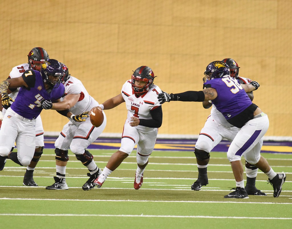 Cardinals fall just short to UNI in FCS playoff battle - Orange Leader ...