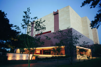 Staying merry and bright at Stark Cultural Venues | Orange Leader