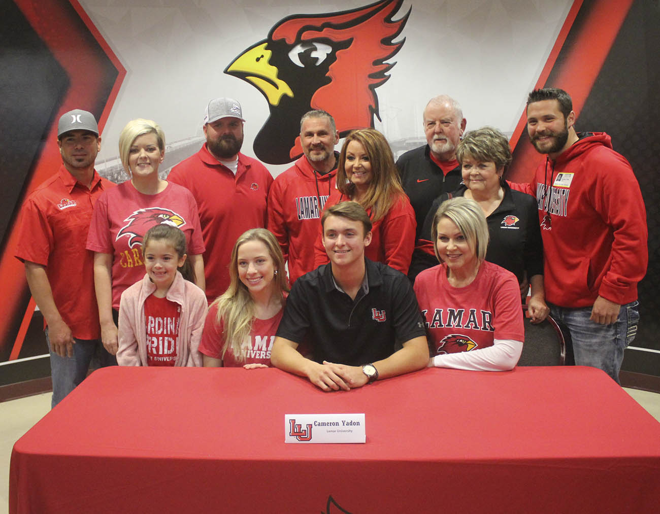 Slick BC SS Yadon inks with Lamar | Orange Leader