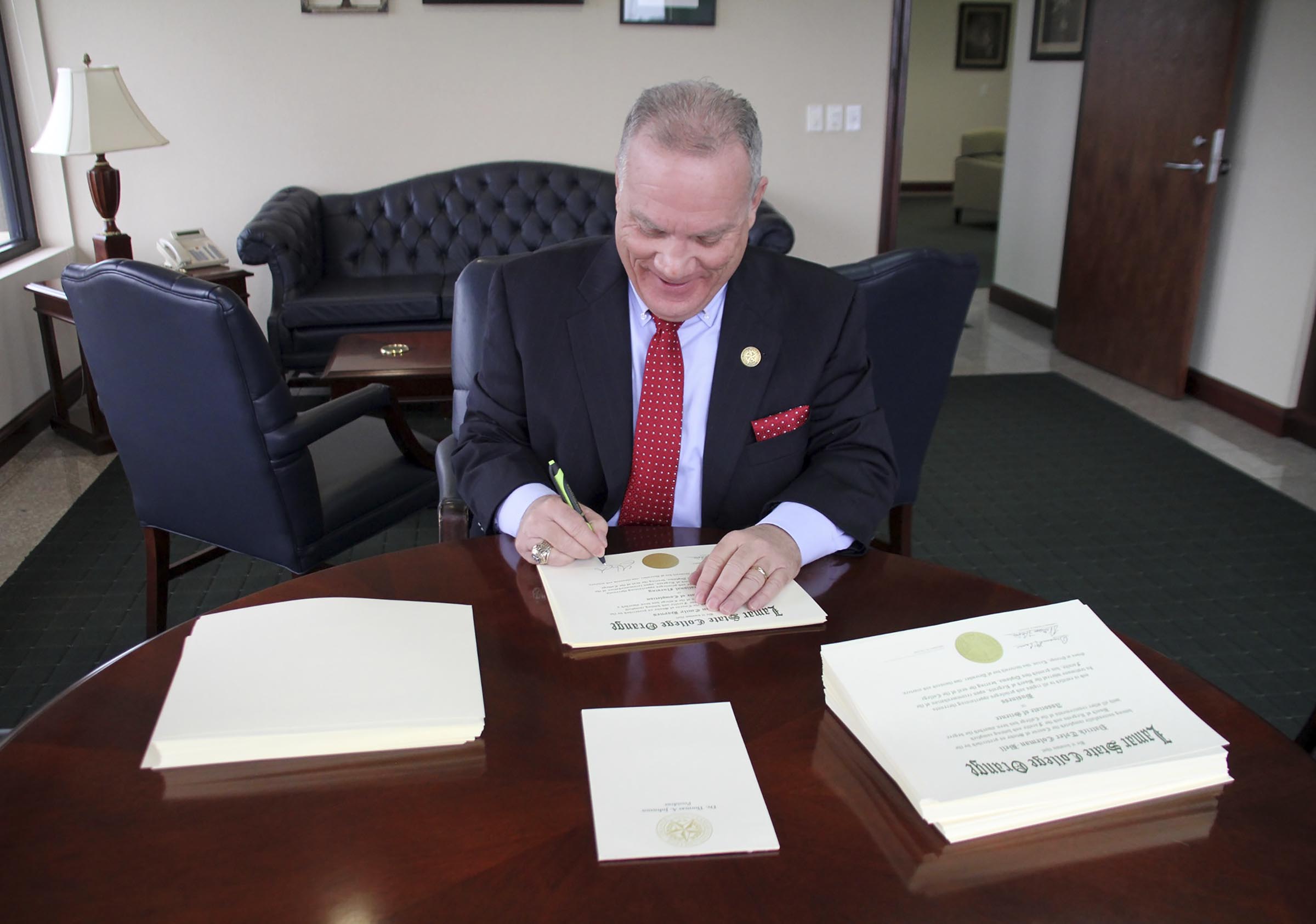 December 2019 LSCO Graduates Honored | Orange Leader