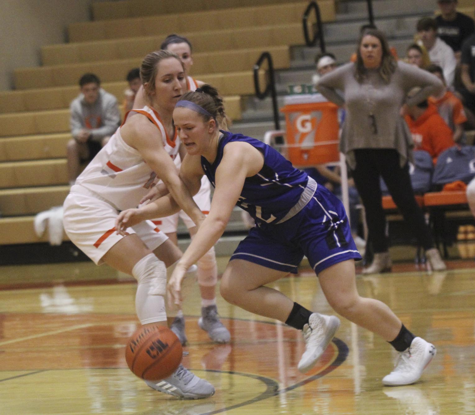 Buna holds back Lady Bobcats in battle for 22-3A title - Orange Leader | Orange Leader