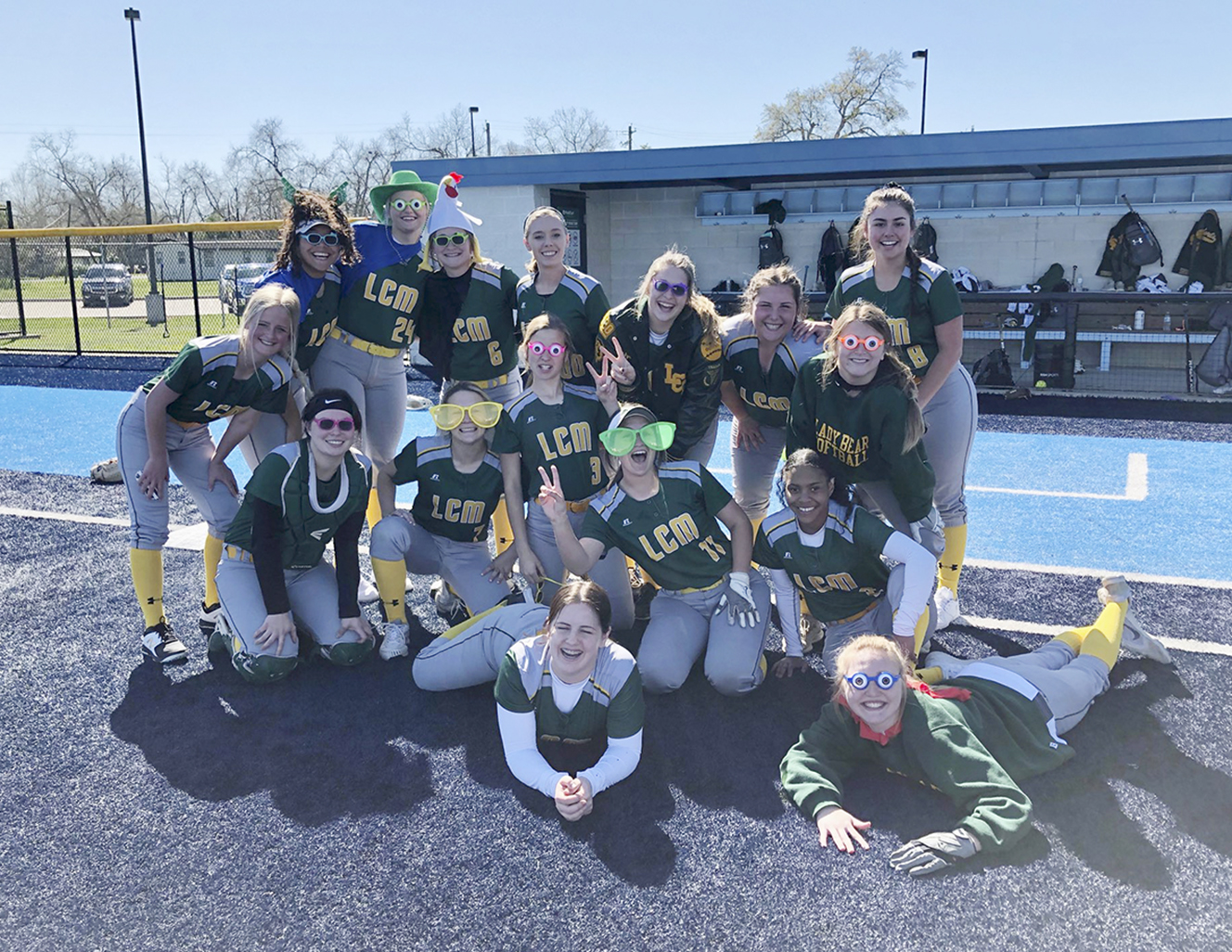 Lady Bears snag win over Rockport in Sweeny tourney | Orange Leader