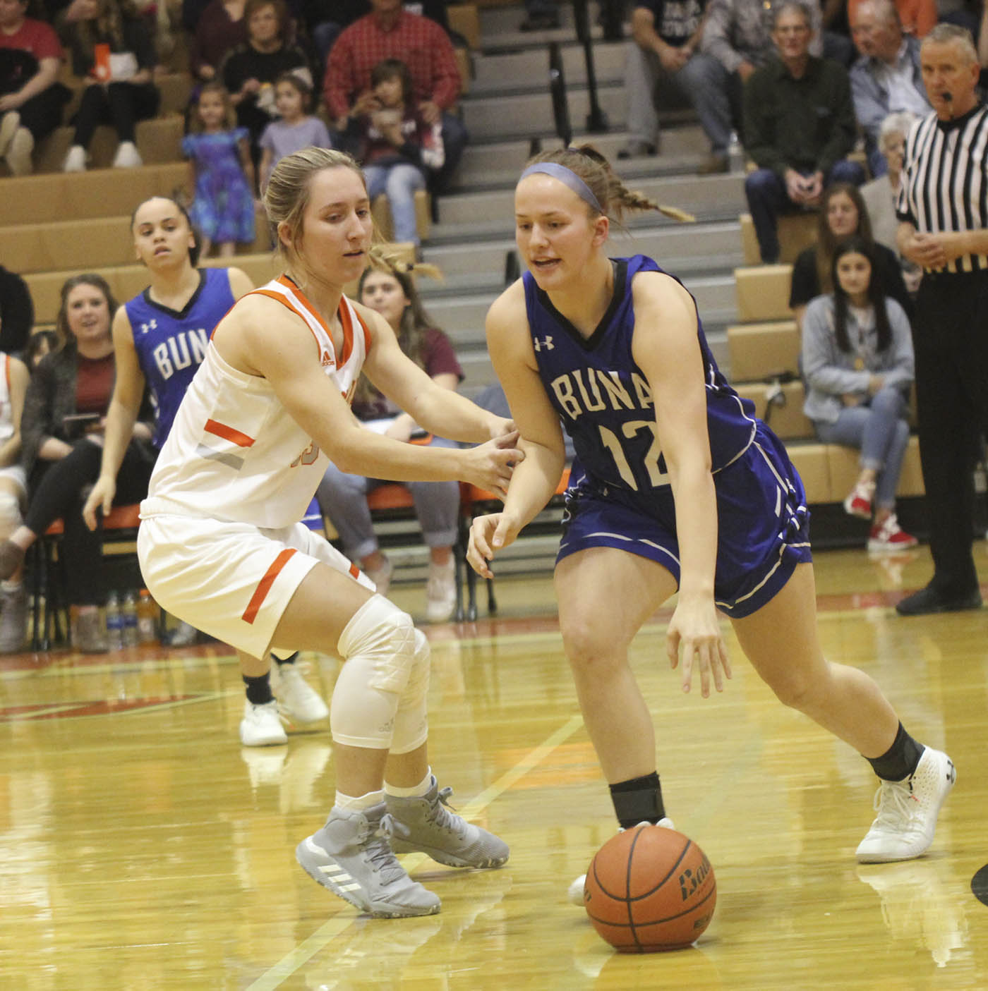 Girls hoop season cranks up Tuesday; schedules posted | Orange Leader