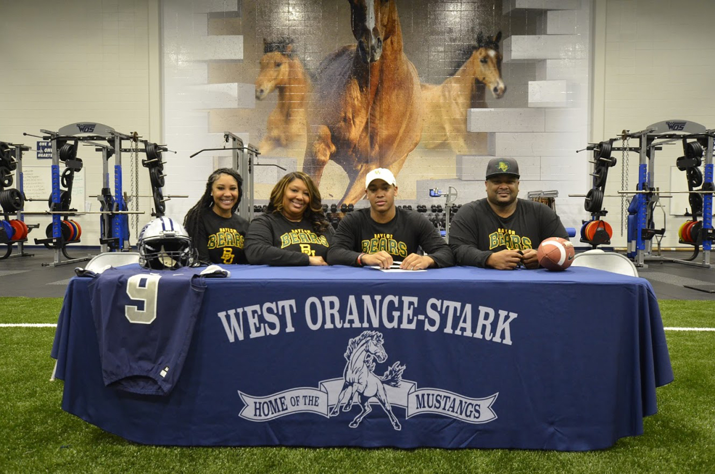 Mustang Brown makes it official, signs with Baylor - Orange Leader ...
