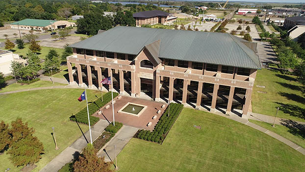 Lamar State College Orange announces Summer enrollment jump, time for ...