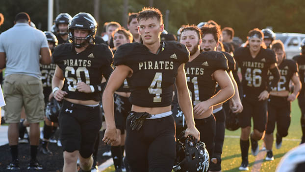 Vidor Pirates took on versatile Silsbee Tigers unit | Orange Leader