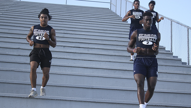 West Orange-Stark Mustangs welcome “tradition” with high-octane ...