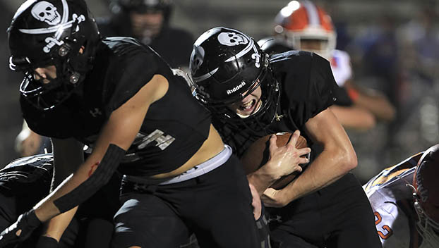 PHOTO FEATURE: Vidor Pirates get ground game going against Saints ...