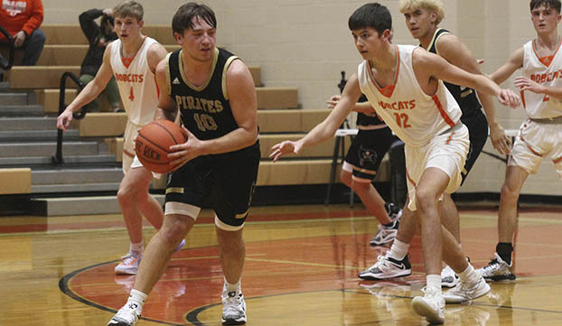 HOOP WRAP: Vidor Pirates pile up numbers against Warren | Orange Leader