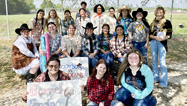 PHOTOS — Rodeo Day connects Orangefield’s younger & older students ...