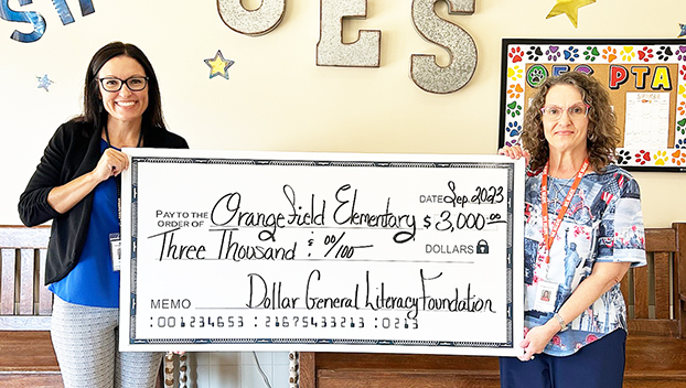 PHOTO FEATURE — Dollar General awards $3K to Orangefield Elementary ...