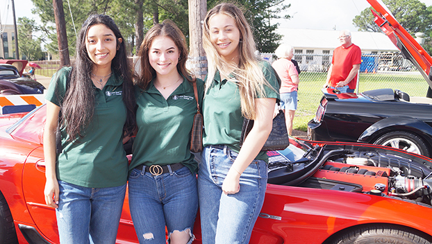 PHOTOS — 5th Annual Car Show pulls into Orange | Orange Leader