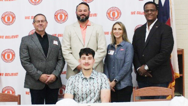 Competitive DOW Corporation apprenticeship program accepts 3 ...